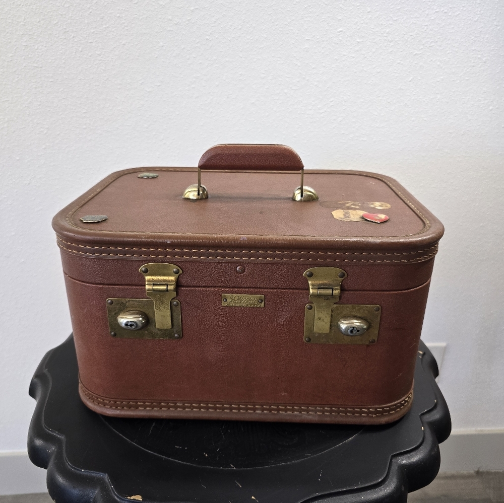 Vintage Train Case, J C Higgins, Cosmetic Case, Train… - Gem